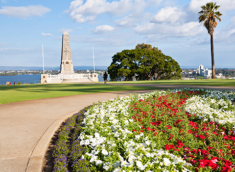 ANZAC DAY 2017 - SUNSET SERVICE - Hello Perth