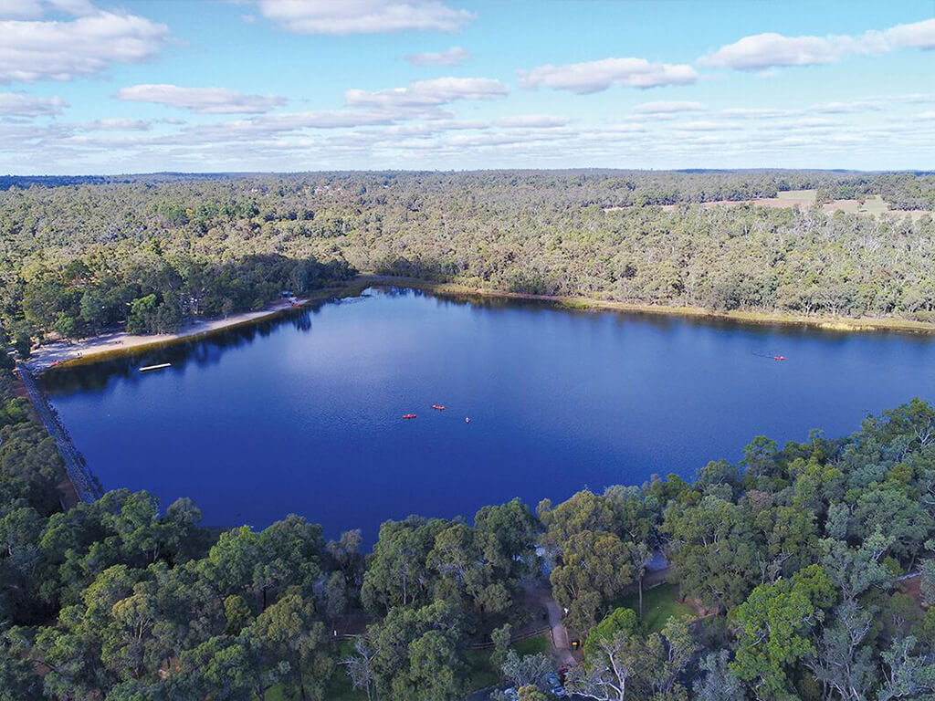 Lake Leschenaultia - Perth hills - Perth Lake - Hello Perth